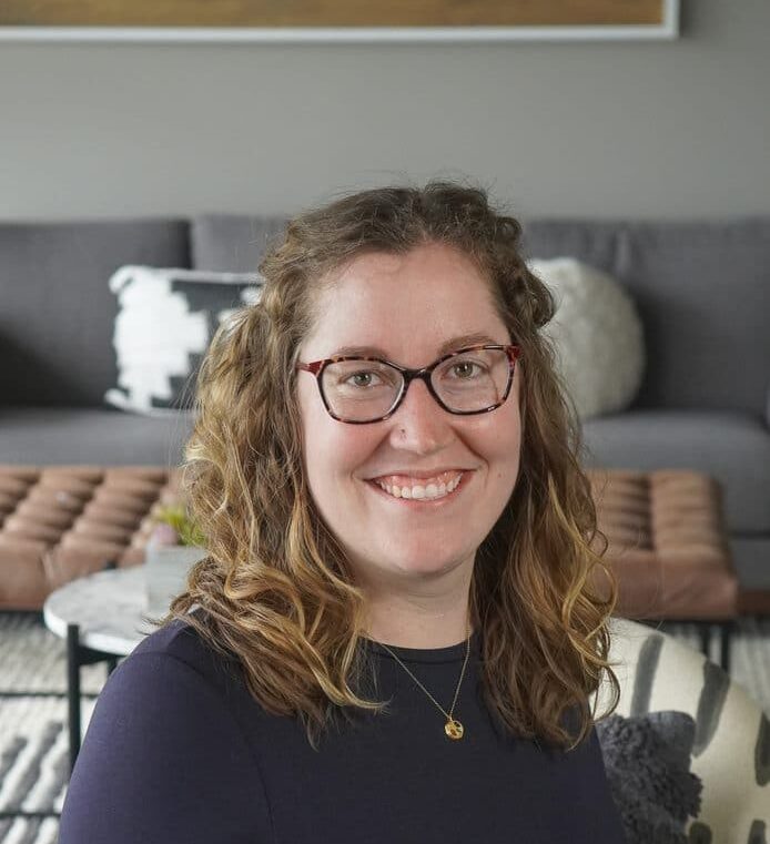 Jennifer Gay's Instagram, Twitter & Facebook on IDCrawl