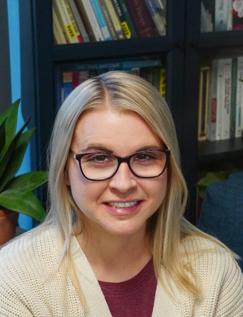 Kelli Tischer, MSW, LICSW | Ellie Mental Health, PLLP